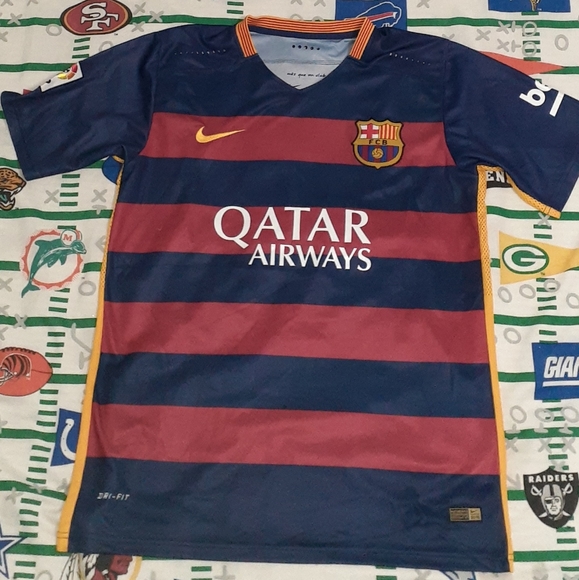 Nike | Shirts | 25 Nike Lionel Messi Barcelona Vintage Soccer Jersey ...